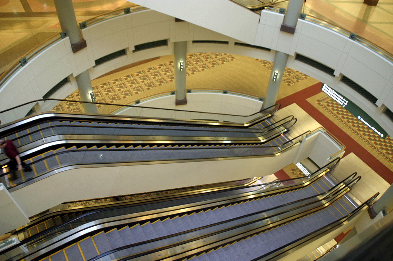 Yürüyen Merdiven - Ave Asansör